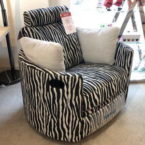 Fama Romeo Chair | Fabric Options | Mia Stanza