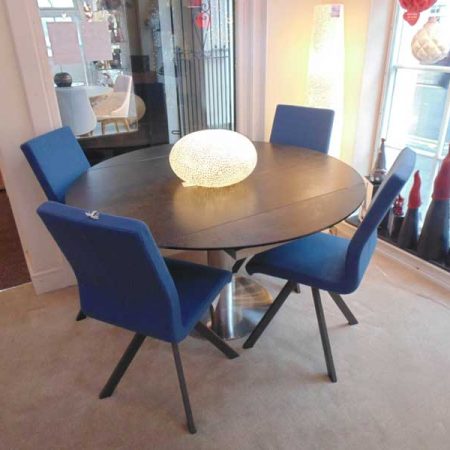 Luna Extending Table from Akante | Mia Stanza